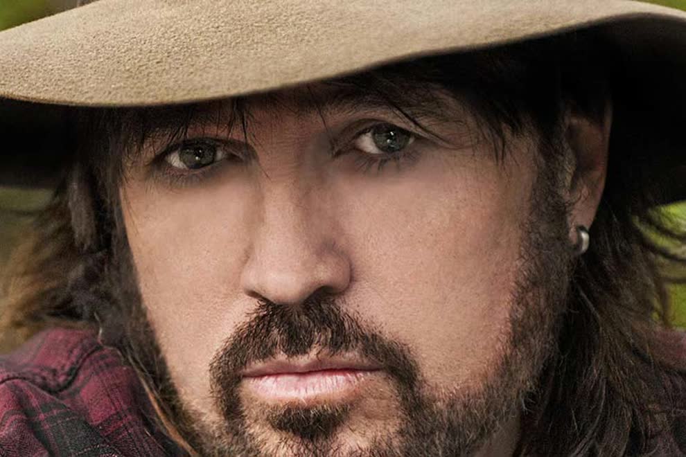 Billy Ray Cyrus Marries Aussie Musician - Kix Country Billy Ray Cyrus Marries Aussie Musician - Kix Country