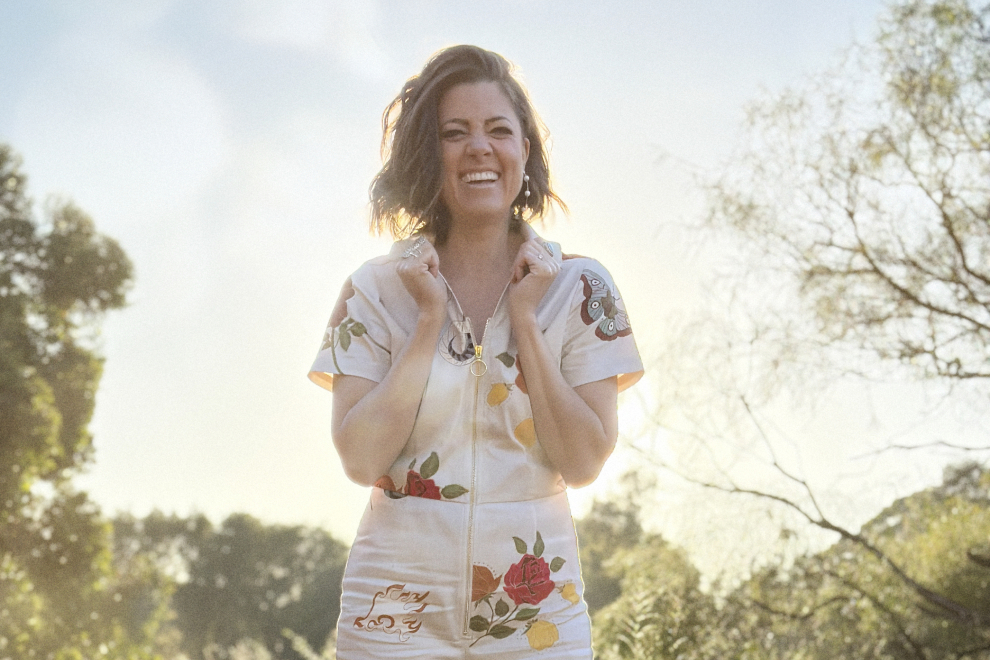 Amber Lawrence Preparing To Drop Heartfelt New Single - Kix Country
