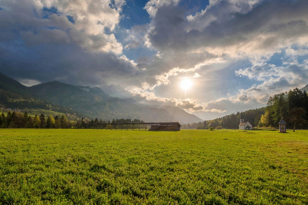 What Is Ambient Country? - Kix Country