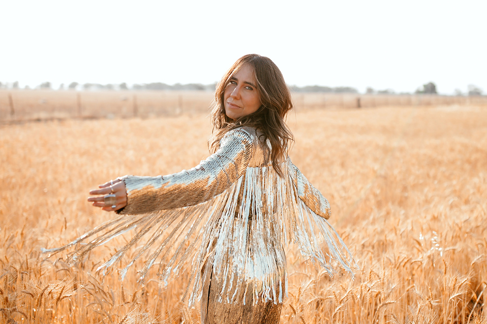 Raechel Whitchurch Appears On TV & Discusses Performing For Jail ...